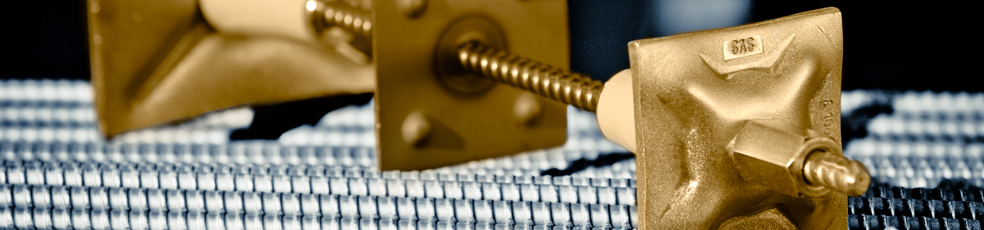 Accessories of thread bars